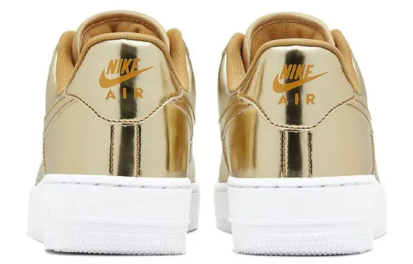 Nike Force 1 Sp "liquid Metal Gold" Sneakers - Gold/white
