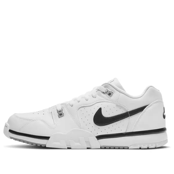 Nike Cross Trainer Low Sneakers - White/black