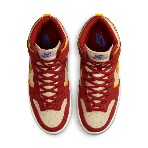Nike Dunk High Up Sneakers - Red/brown