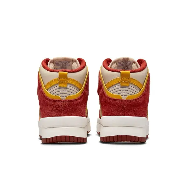 Nike Dunk High Up Sneakers - Red/brown