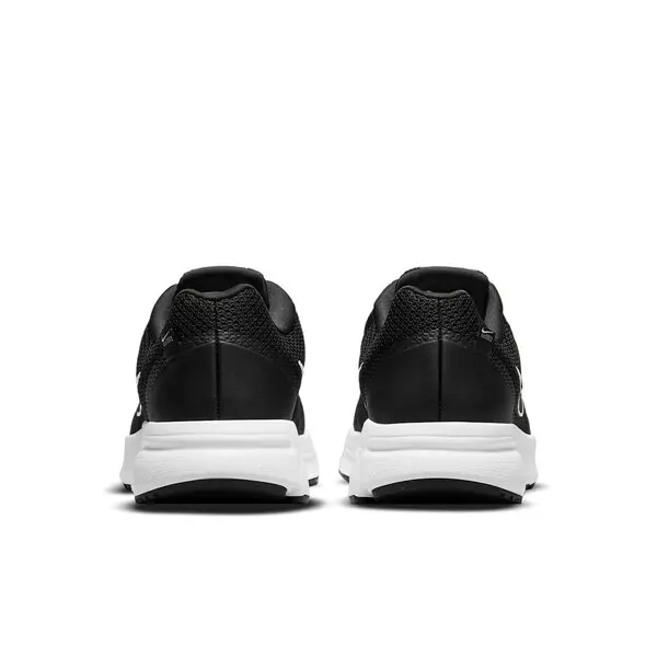 Nike Zoom Span 4 Low Top Sneakers
