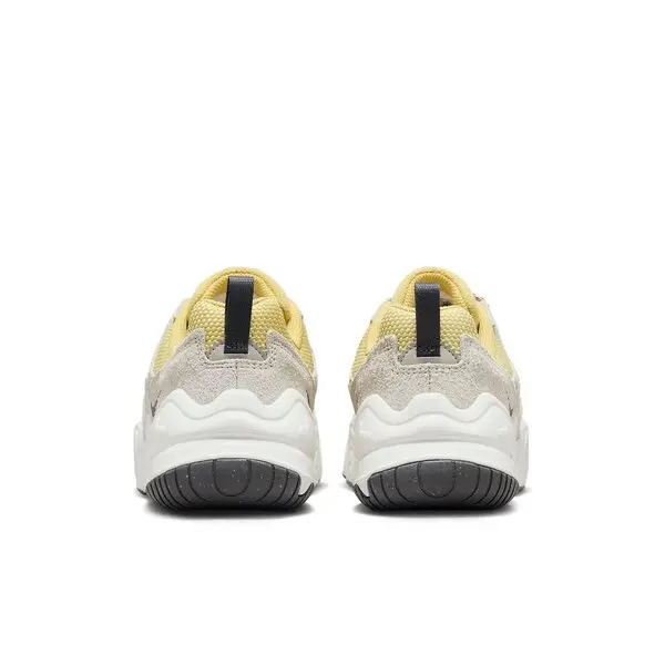 Nike Tech Hera Sneakers - Saturn Gold/light Bone/phantom