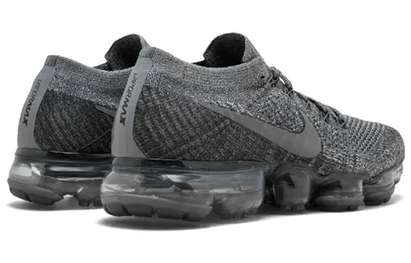 Nike Vapormax Low Top Sneakers