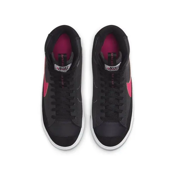 Nike Blazer Mid '77 Se D Skate Shoes