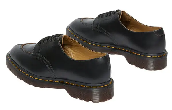 Dr. Martens 2046 Vintage Smooth Leather