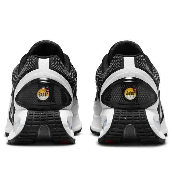 Nike Max Dn Sneakers - Black/white/cool Grey