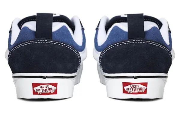 VANS Knu Skool Sneakers