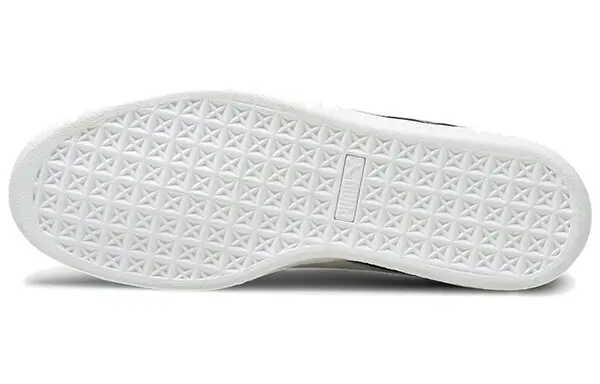 PUMA Suede Classic 21 Low Top Sneakers