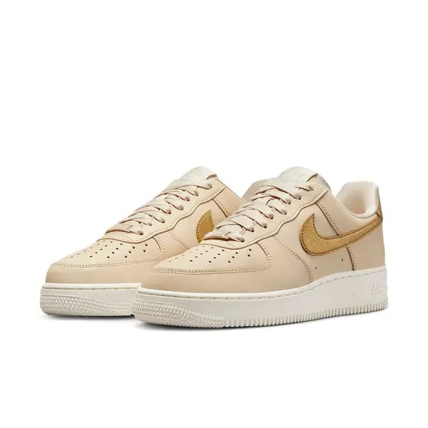 Nike Force 1 '07 Essential Sneakers