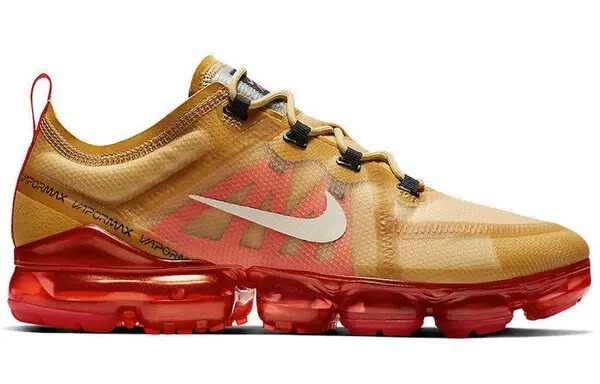Nike Vapormax 2019 Sneakers - Gold/red