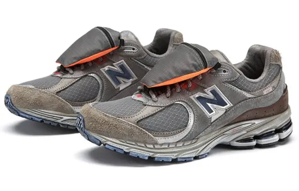 NEW BALANCE 2002r 'pouch Castle Sneakers