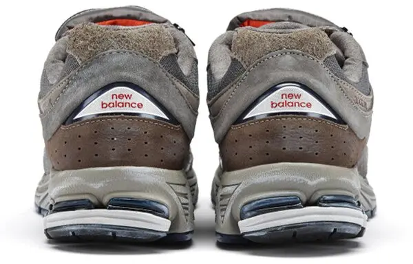 NEW BALANCE 2002r 'pouch Castle Sneakers