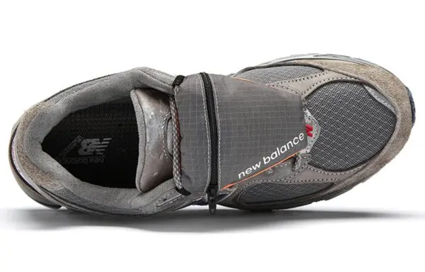 NEW BALANCE 2002r 'pouch Castle Sneakers - Grey