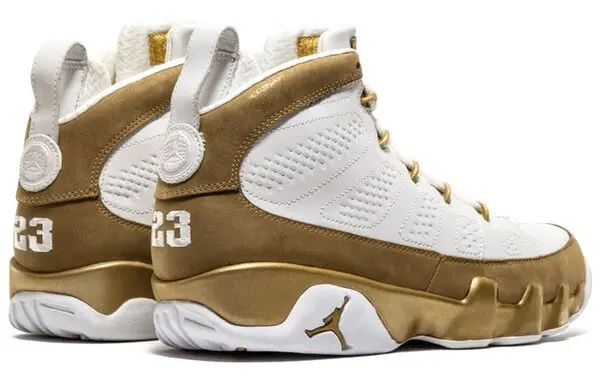 JORDAN Retro Premio 'bin23' High Top Sneakers - White