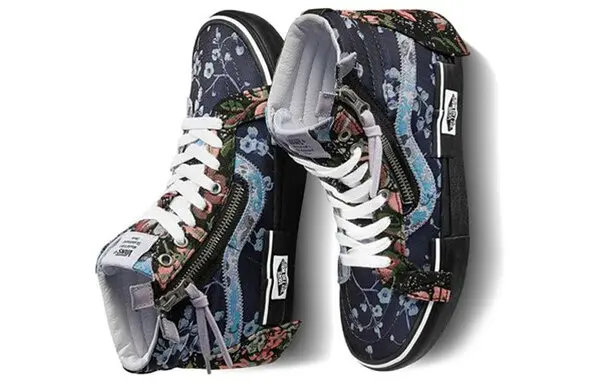 VANS Sk8-hi Reissue Cap 'florals' High Top Sneakers - Black