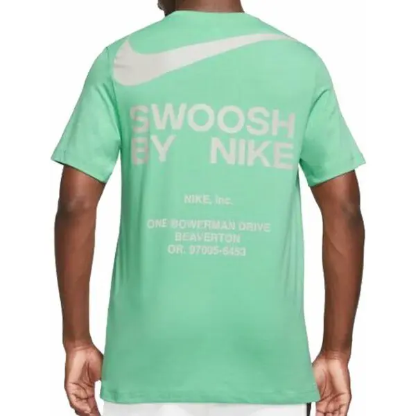 Nike T-shirt