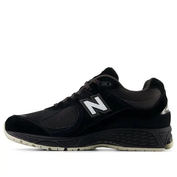NEW BALANCE 2002r Sneakers - Black