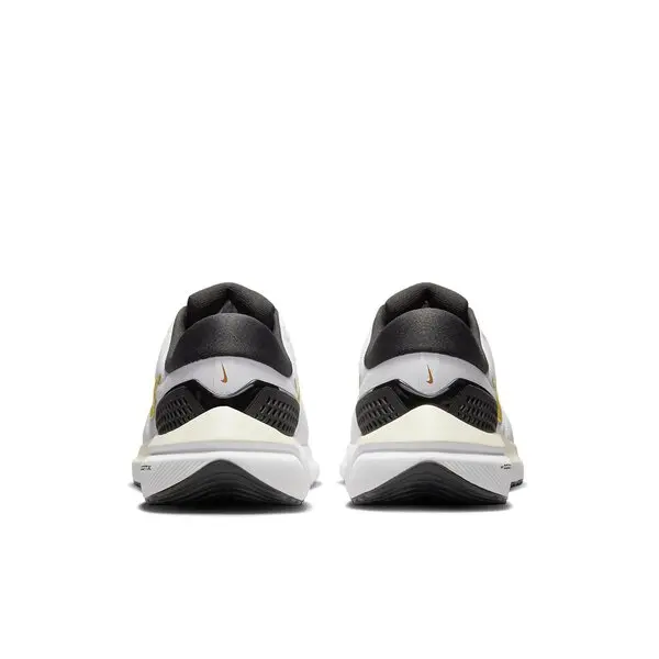 Nike Zoom Vomero 16
