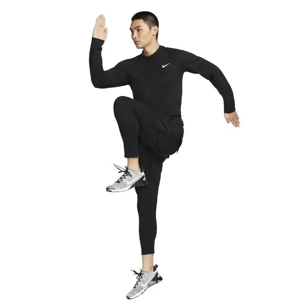 Nike Dri-fit Uv Hyverse Long-sleeve Fitness Top - Black