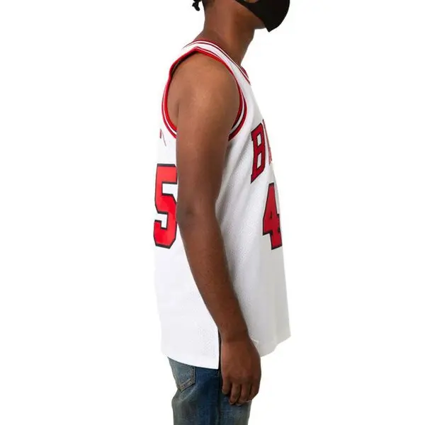 Mitchell & Ness Chicago Bulls Michael Jordan 1994-95 Replica Jersey