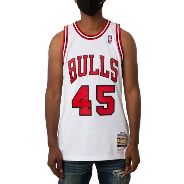 Mitchell & Ness Chicago Bulls Michael Jordan 1994-95 Replica Jersey - Default Color