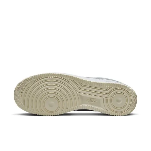 Nike Force 1 '07 Lv8 'just Stitch It' Sneakers - White/gray