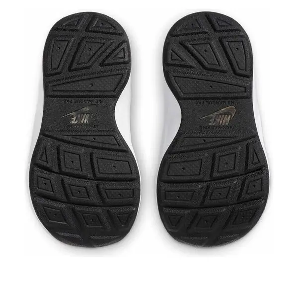 Nike Wearallday Sneakers
