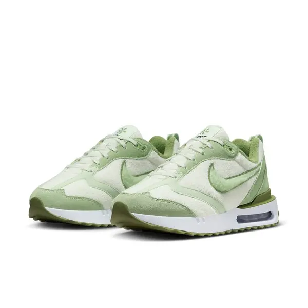 Nike Max Dawn Sneakers - Green