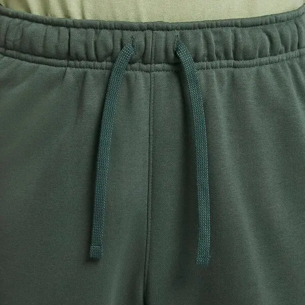 Nike Club Shorts - Green