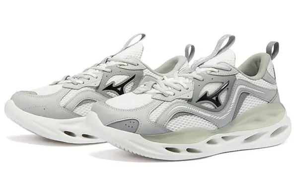 Mizuno Athletic Sneakers