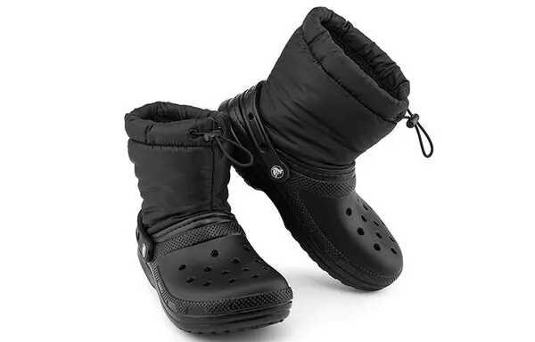 CROCS Classic Lined Neo Puff Boots