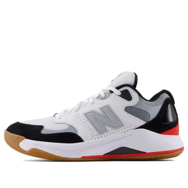 NEW BALANCE Kawhi 4 Sneakers - White/black