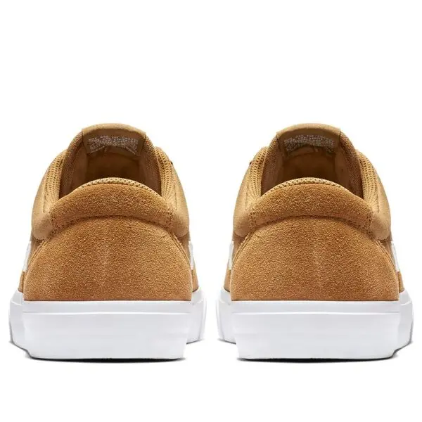 Nike Chron Slr Sb "golden Beige" Sneakers - Brown