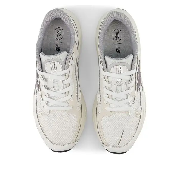 NEW BALANCE Fresh Foam Arishi V4 Sneakers