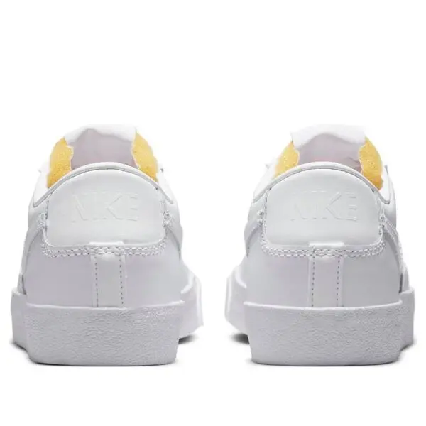 Nike Blazer Low '77 "triple " Leather Sneakers - White