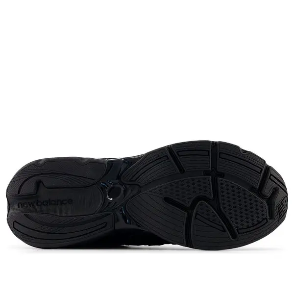 NEW BALANCE 2010 Sneakers - Black