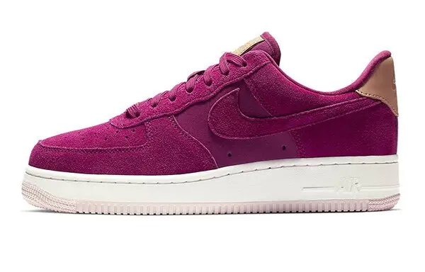 Nike Force 1 Premium Sneakers