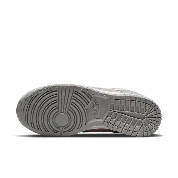 Nike Dunk Low Sneakers - Pink/gray