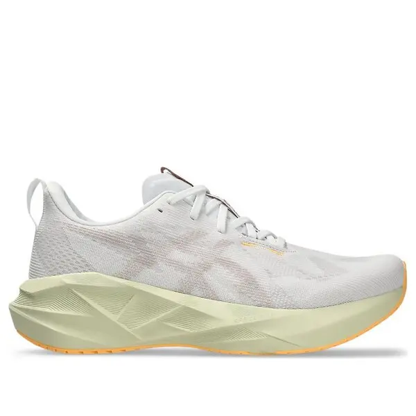 Asics Novablast 5 - White/fawn