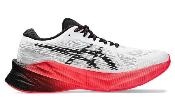 Asics Novablast 3 Athletic Sneakers - White/black