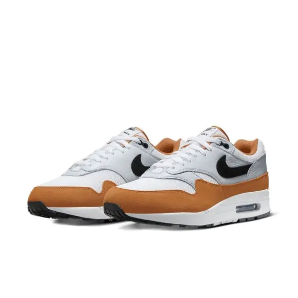 Nike Max 1 Sneakers