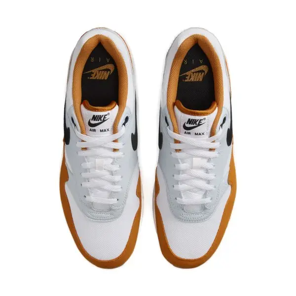 Nike Max 1 Sneakers