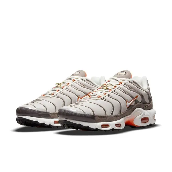 Nike Max Plus "first Use" Sneakers - Grey/orange