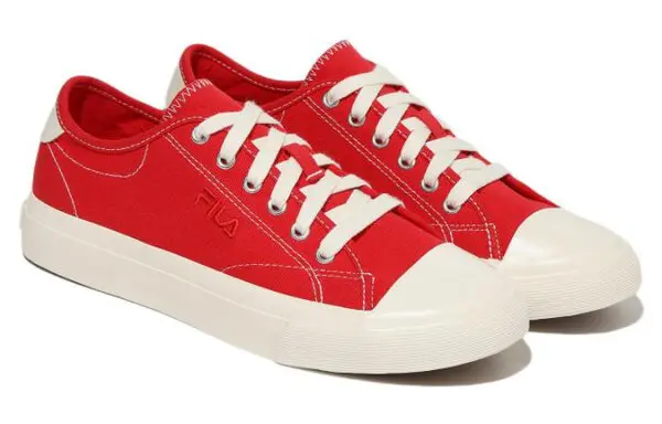 FILA Classic Kicks B V3 Low Top Sneakers
