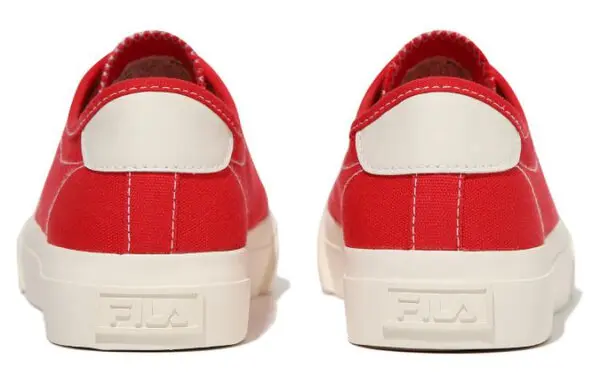 FILA Classic Kicks B V3 Low Top Sneakers