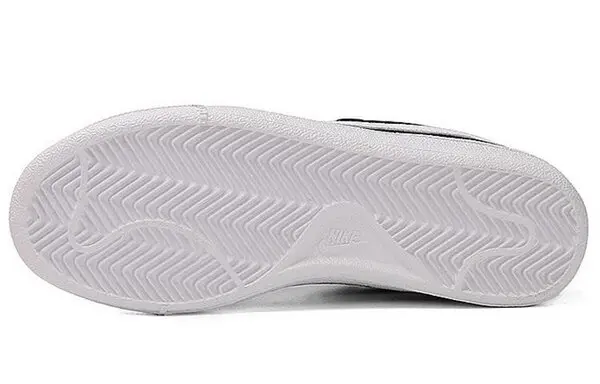 Nike Court Royale Low Top Sneakers - Black