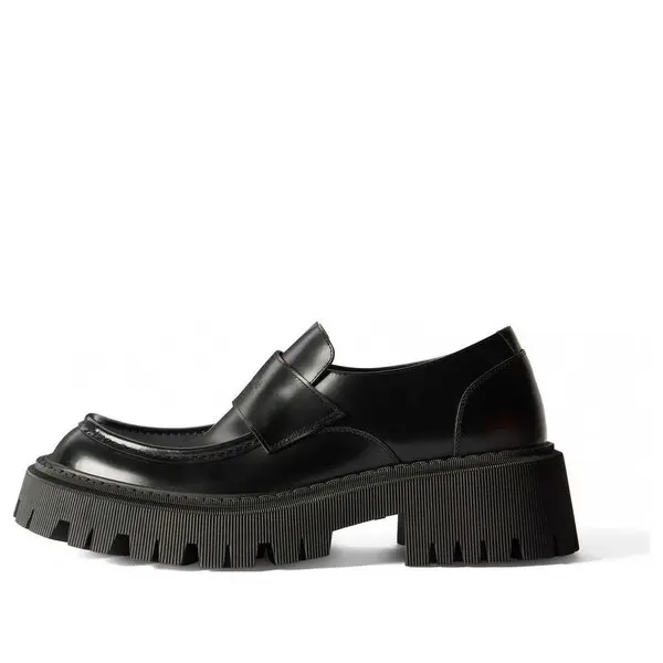 Balenciaga Tractor Loafer Shoes In Smooth Calfskin - Black