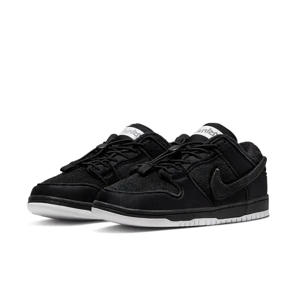 Nike X Gnarhunters Sb Dunk Low