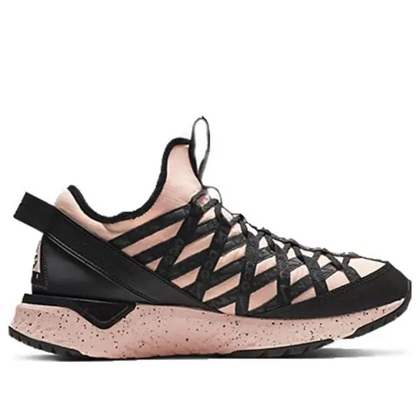 Nike React Terra Gobe Sneakers - Pink