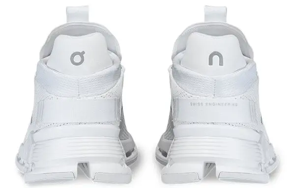 On Cloudnova Sneakers